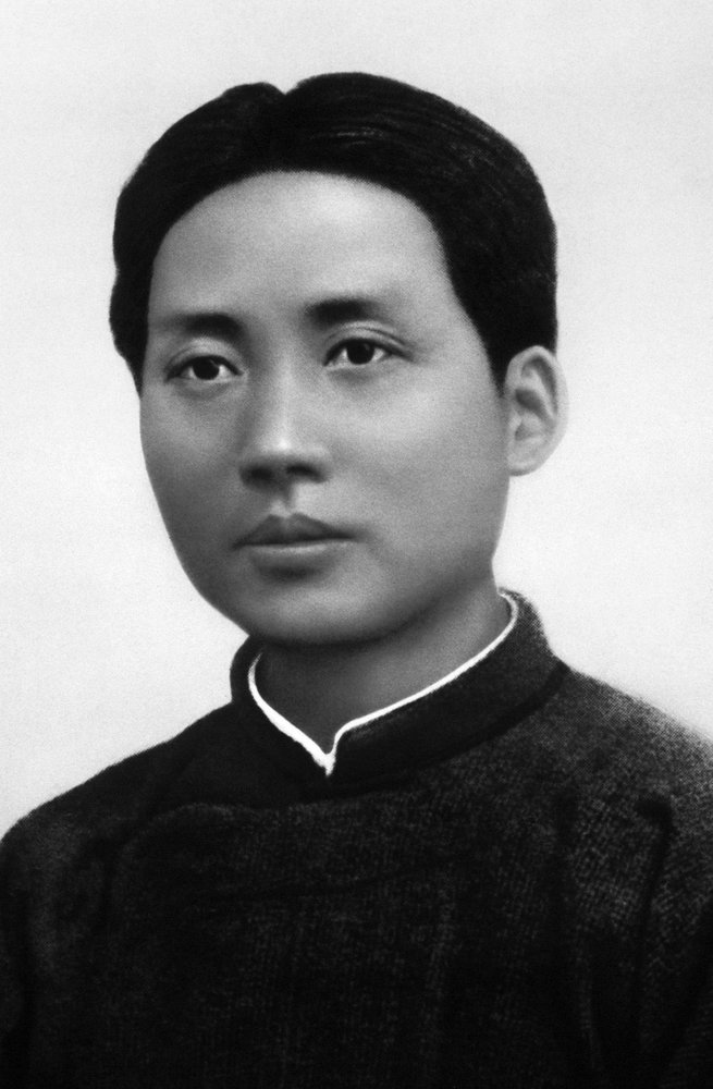 Portrait of Mao Tse-Tung (Mao Zedong) (1893-1976), a young man, who became Chinese head of state ...