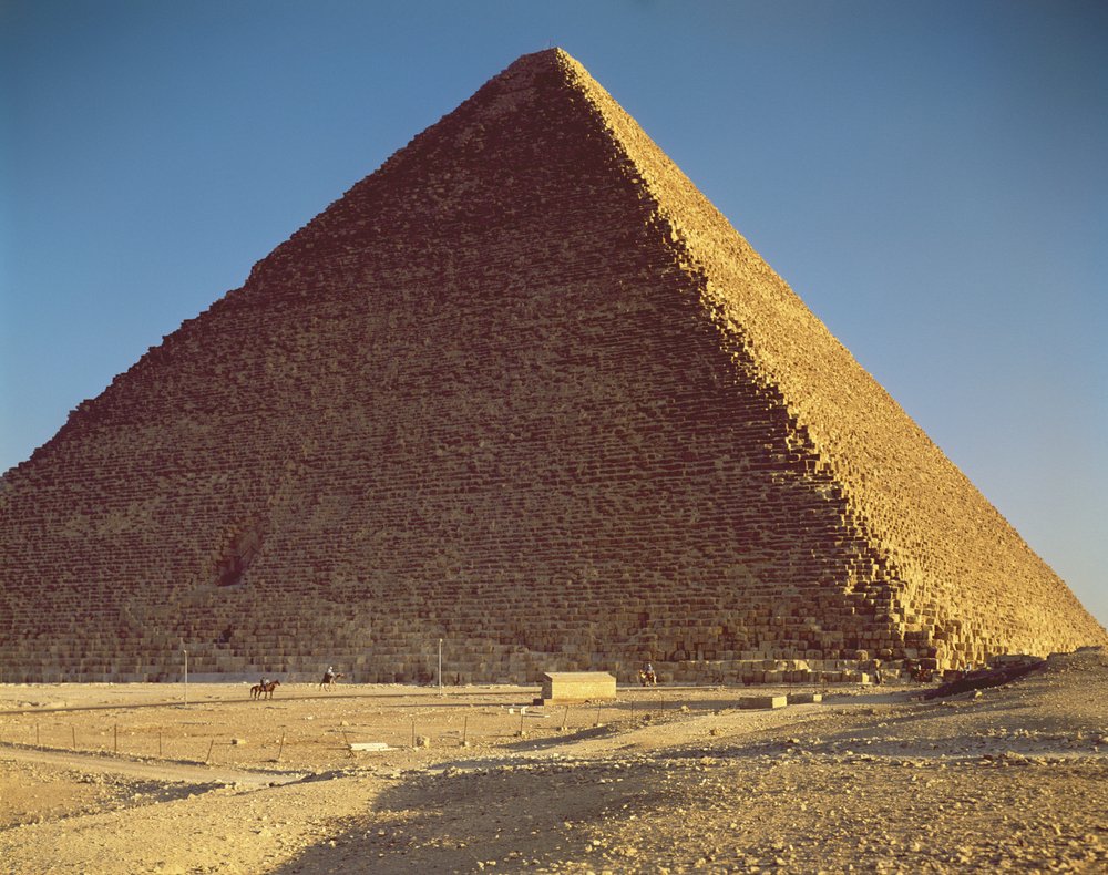 The Great Pyramid of Khufu by Egyptian 4th Dynasty