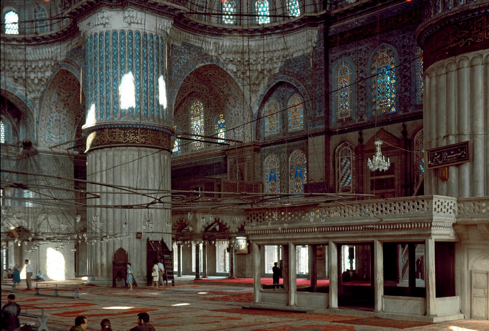 Ottoman art: internal view of the Blue Mosque built between 1609 and 1616