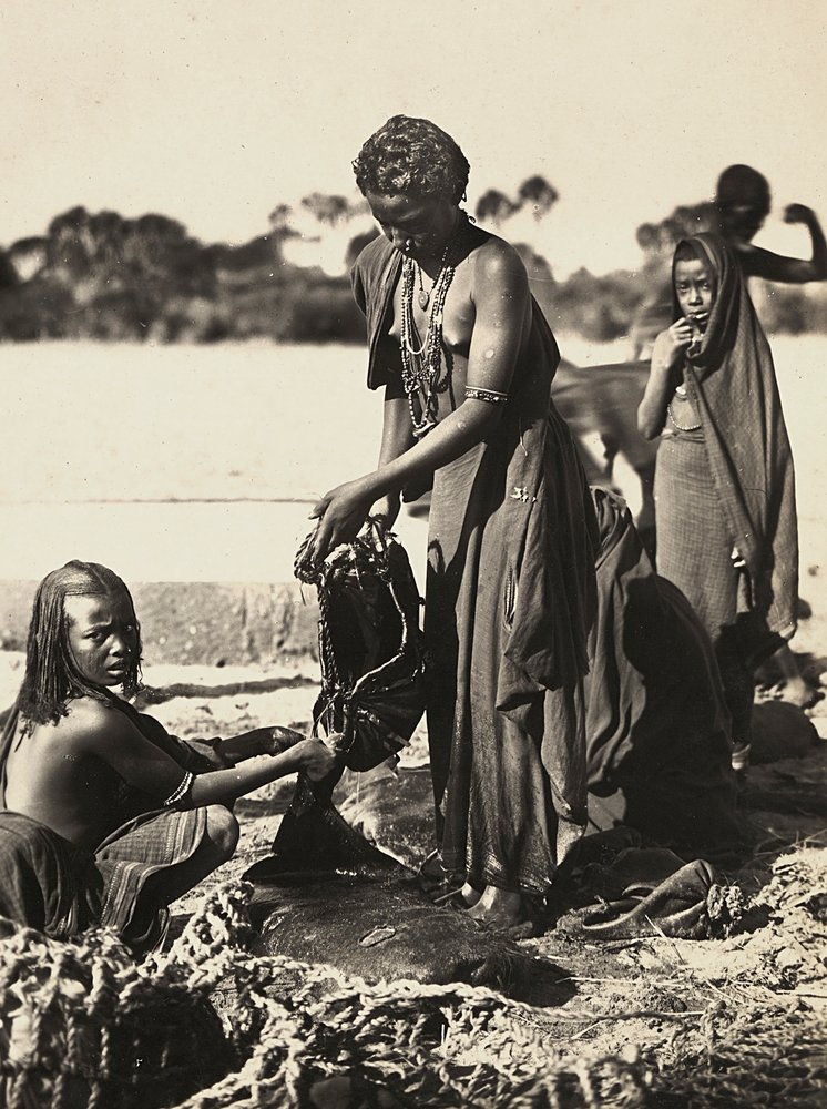 'Building an Empire' in the Fascist age: women from the Beni-Amer tribe ...