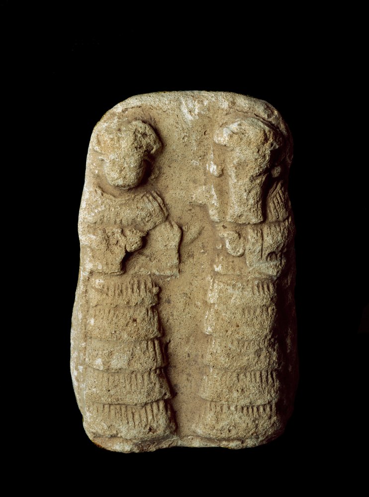 Sumerian civilization: couple of gods on the throne. Terracotta ...