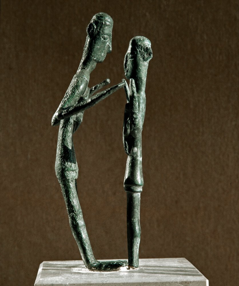 Nuragic culture: sculpted group of bronze wrestlers