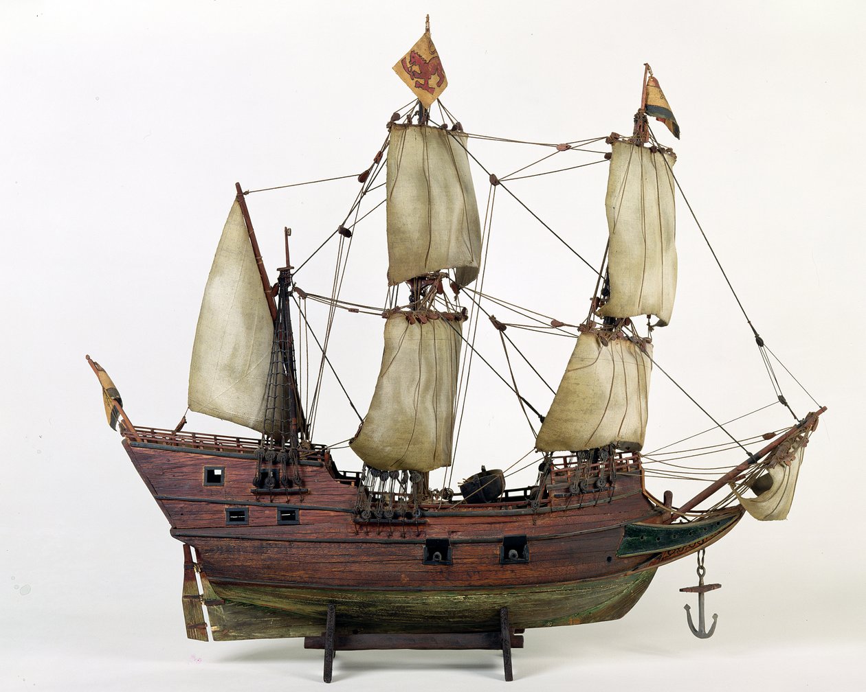 Henry Hudsons Ship Henry Hudson's Ship Half Moon Arrived Near