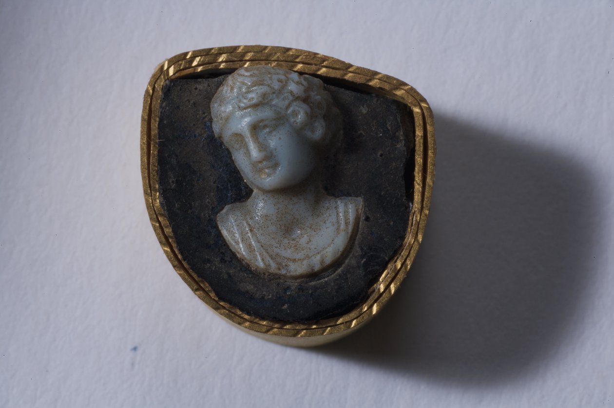Roman cameo of a female bust by Roman Imperial Period