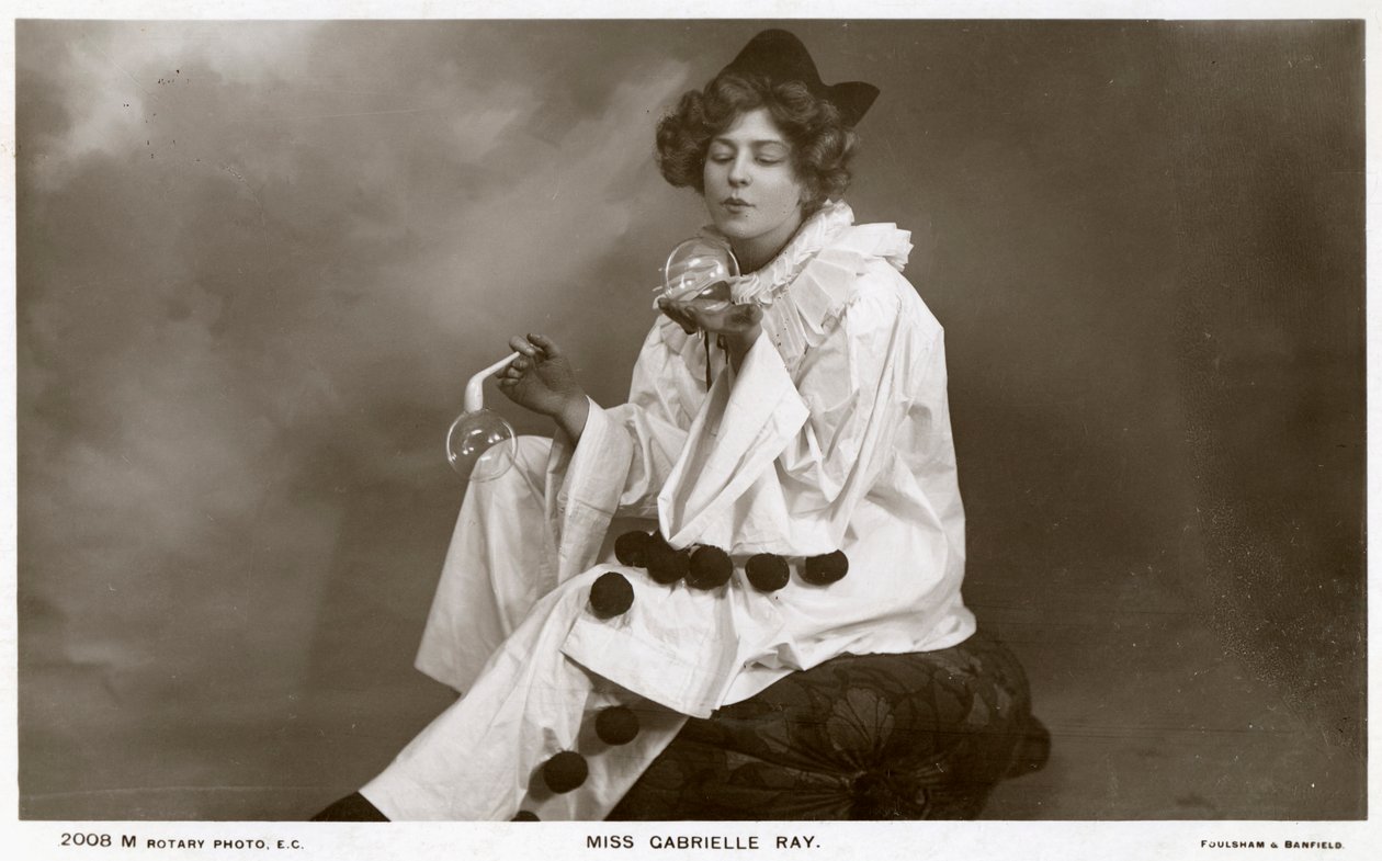 Gabrielle Ray, English actress, dancer and singer